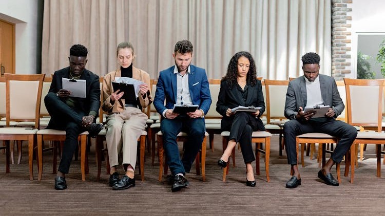 Body Language for Leaders: Master Non-Verbal Influence + AI ...